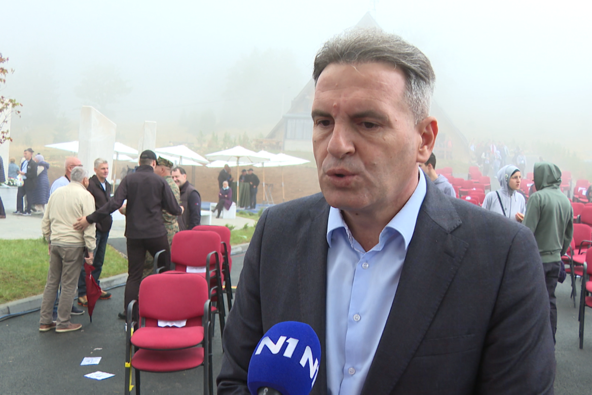 Bosniak Caucus ready to block BiH Parliament to preserve foreign judges ...