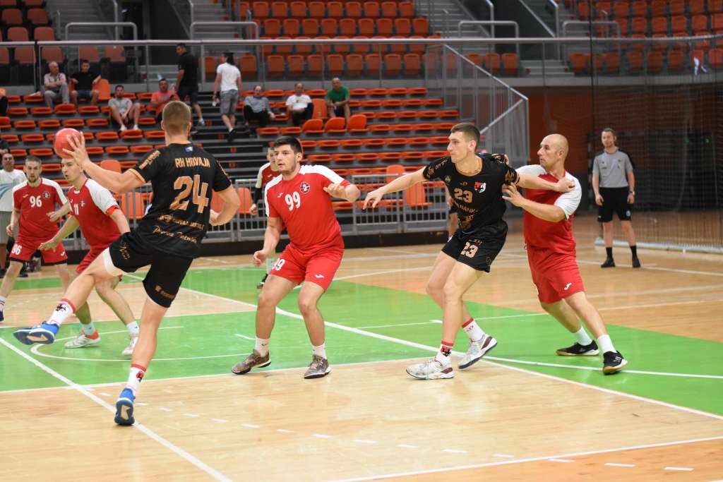 Zenički klubovi ne mogu plaćati korištenje Arene te najavljuju ...