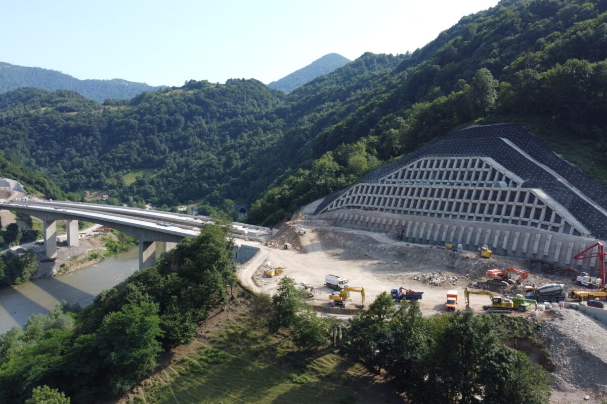 Autoceste FBiH: Odblokirana gradnja dionice Vranduk – Ponirak, rok za ...