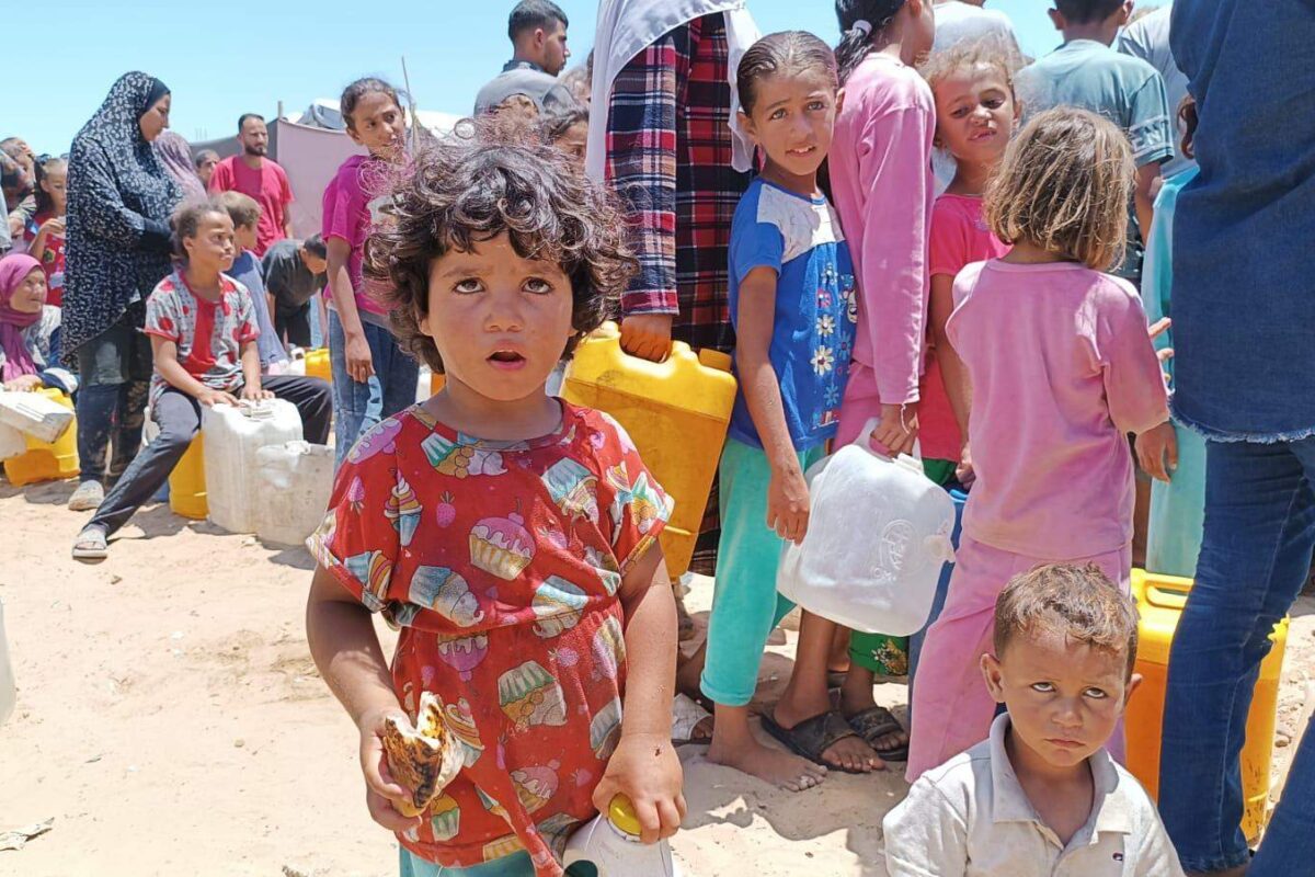 Palestinski medicinski tehničar: Kako bi prehranila djecu, majka u Gazi ...