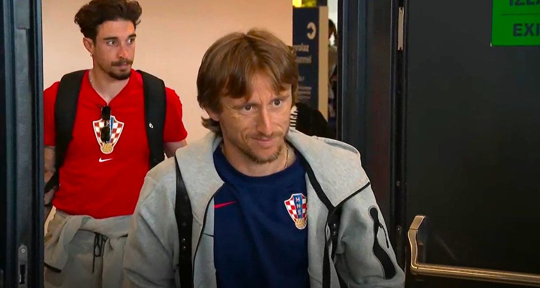 Vatreni se vratili u Hrvatsku, Modrić izazvao oduševljenje navijača ...