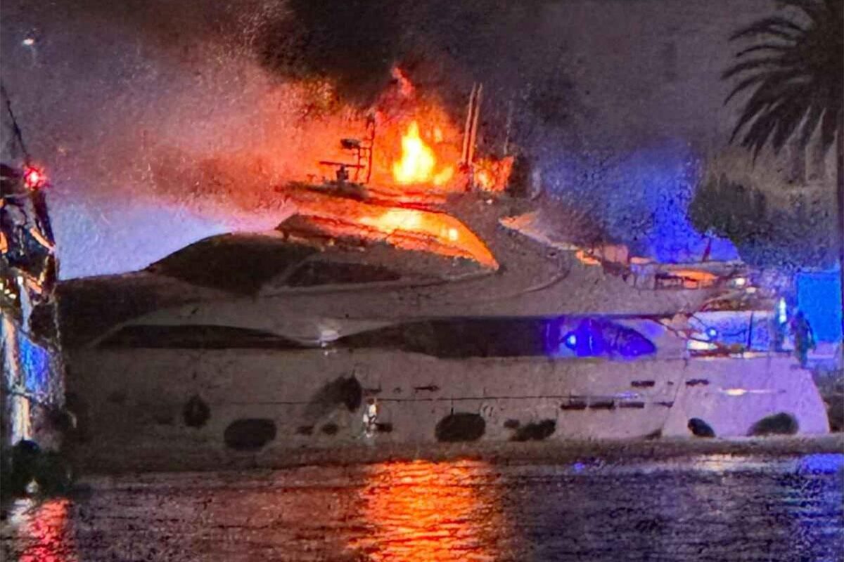 Požar u Makarskoj: Izgorjela jahta poduzetnika iz Hercegovine (VIDEO) - N1