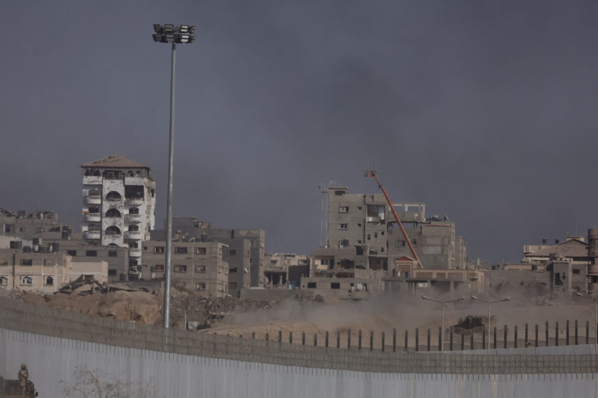 Posljednji oslobođeni talac iz Gaze se vraća u selo koje Izrael planira ...