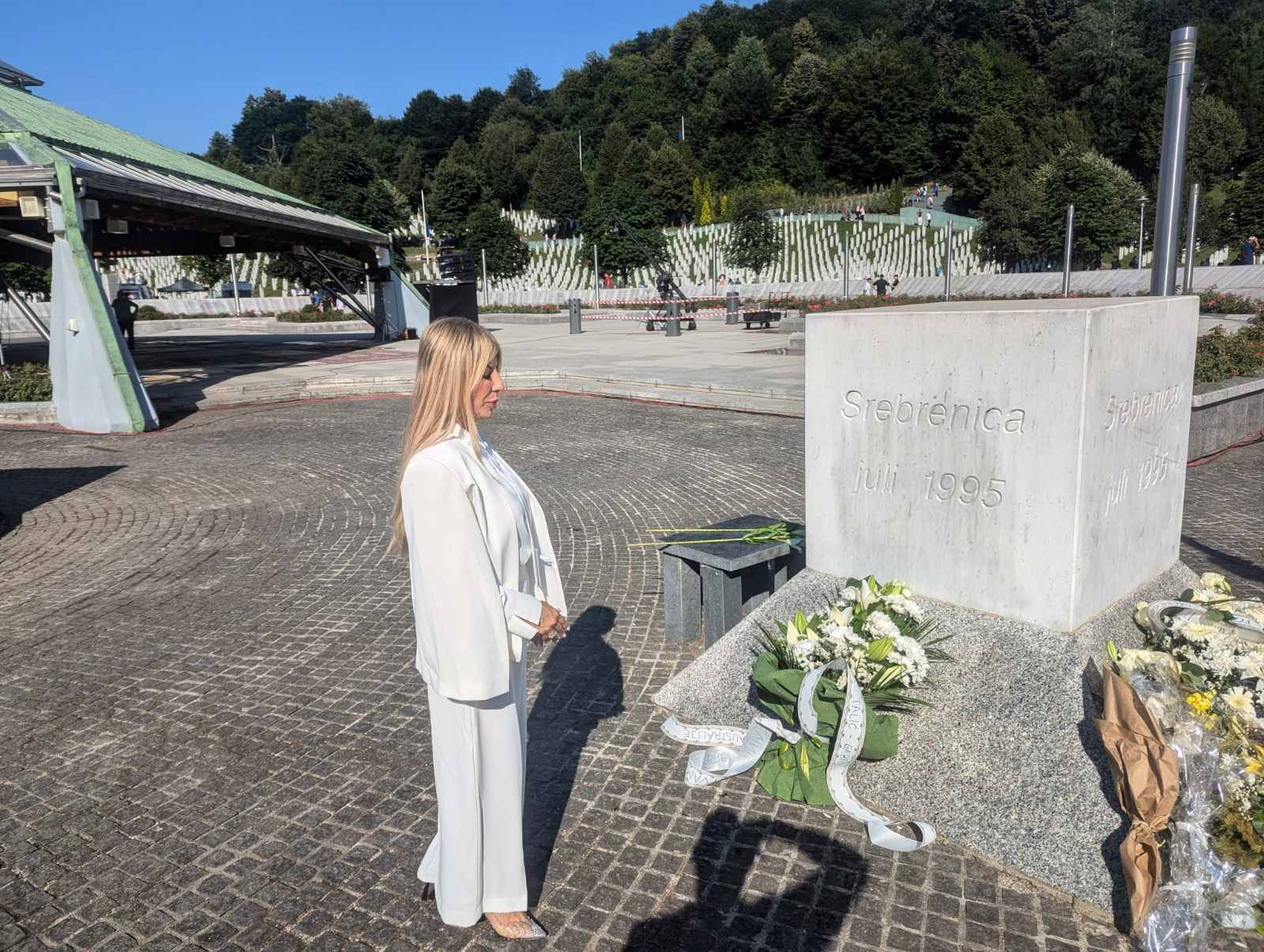 Đemila Talić Gabriel: Srebrenica je simbol nezamislive patnje, genocid ...