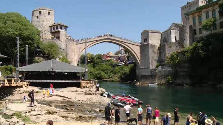 Dvadeset godina od obnove Starog mosta u Mostaru - N1