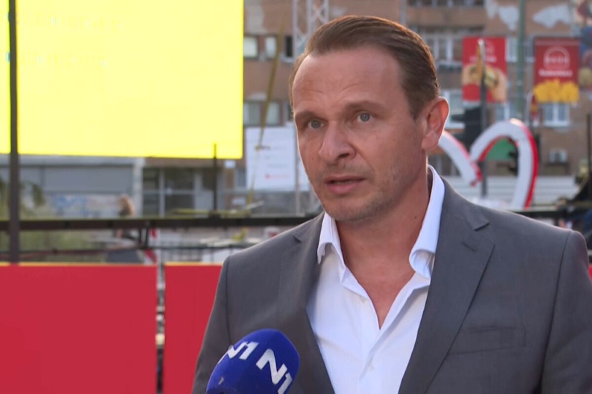 Enis Bešlagić nakon incidenta završio u policiji u Austriji: "Ovi ...