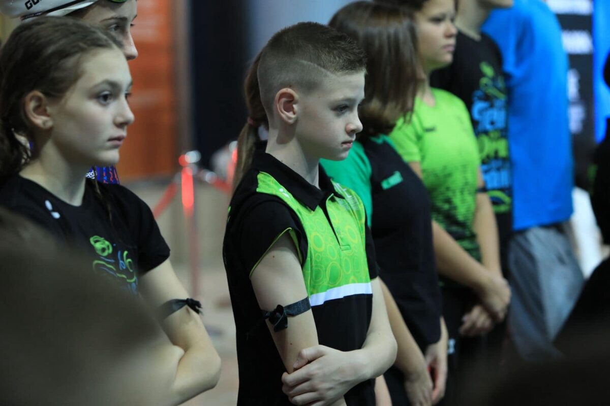 Plivači na Restartu odali počast stradalima u BiH - N1