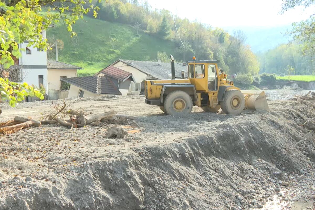 Do nekih sela kod Buturović Polja i dalje teško doći: Popis štete u ...