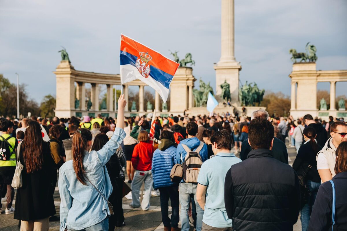 Studenti iz Novog Sada "dirnuli" Mađare, pa nastavili put biciklima ka Strazburu - N1