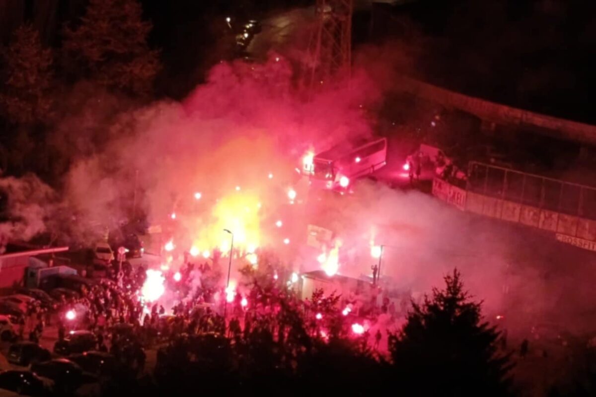 Pogledajte kako su Horde zla dočekale igrače Sarajeva nakon što su ...